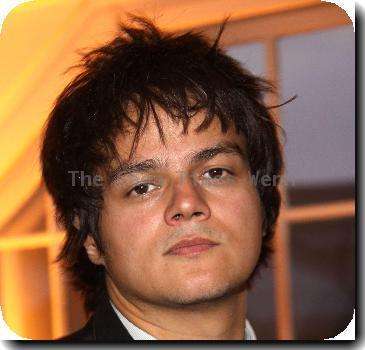 2009 - Entertainment Daily - Page 492